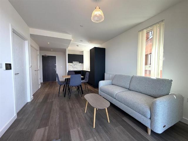 Royal Gateway, 373 Horn Lane, London W3 1 bed apartment to rent £2,000 pcm £462 pw