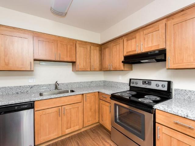 Royal Greens Apartments 3 Bedroom Apartment for Rent at 2124 Ne 19th St, Gresham, OR 97030 Gresham Northeast