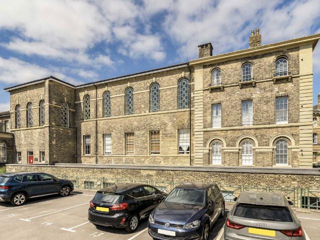 Royal Herbert Pavilions, Woolwich SE18, 1 bed flat to rent, £1,800 pcm | PrimeLocation