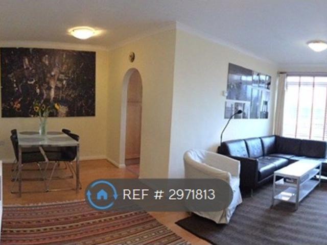 Royal Hill Court, London SE10, 2 bed flat to rent, £2,175 pcm | PrimeLocation