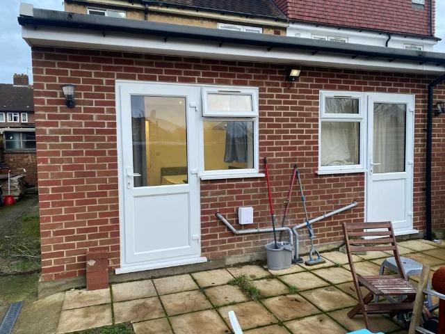 Royal Lane, Uxbridge UB7, Studio to rent, £800 pcm | PrimeLocation