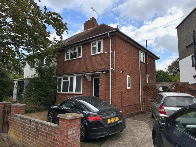 Royal Lane, Uxbridge 4 bed semi detached house to rent £2,368 pcm £546 pw
