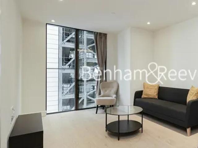 Royal Mail Poplar and Isle of Dogs Delivery Office, Burdett Road, London, E14 7AE, United Kingdom | 2 bed apartment for rent #133304379 | Rentberry