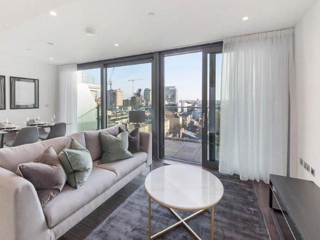 Royal Mint Street, Tower Hill, London E1 2 bed flat to rent, £3,900 pcm | PrimeLocation