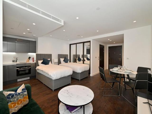Royal Mint Street, London E1 Serviced apartment to rent £5,005 pcm £1,155 pw