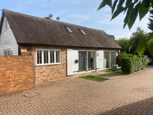 Royal Oak Mews, Staplehurst, Tonbridge TN12, 1 bed detached house to rent, £1,300 pcm | PrimeLocation