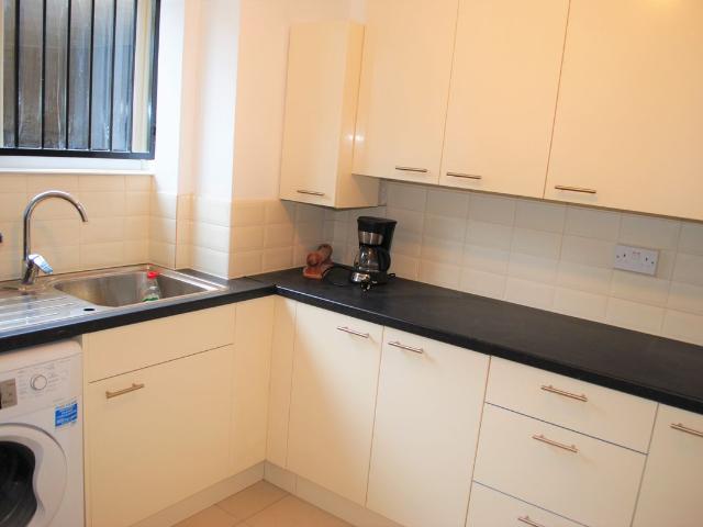Royal Oak, Shoreditch/Old Street/Hoxton N1, 2 bed flat to rent, £2,200 pcm | PrimeLocation