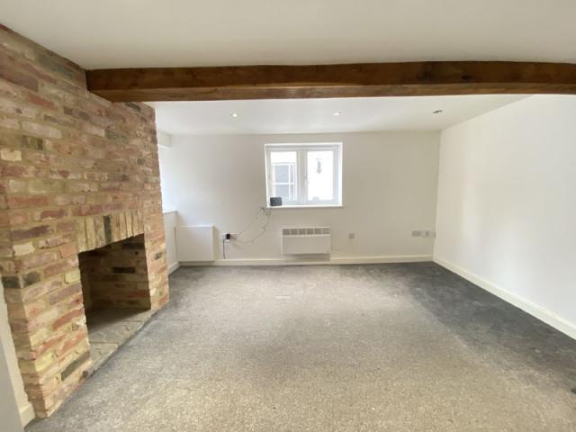 Royal Oak Passage, Huntingdon, 2 bedroom, Terraced