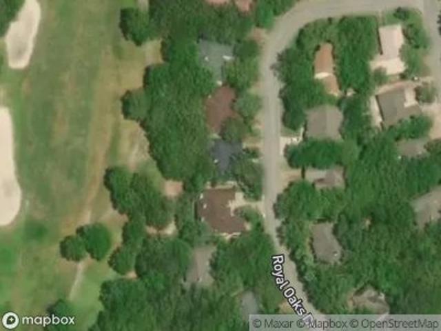 Royal Oaks Dr