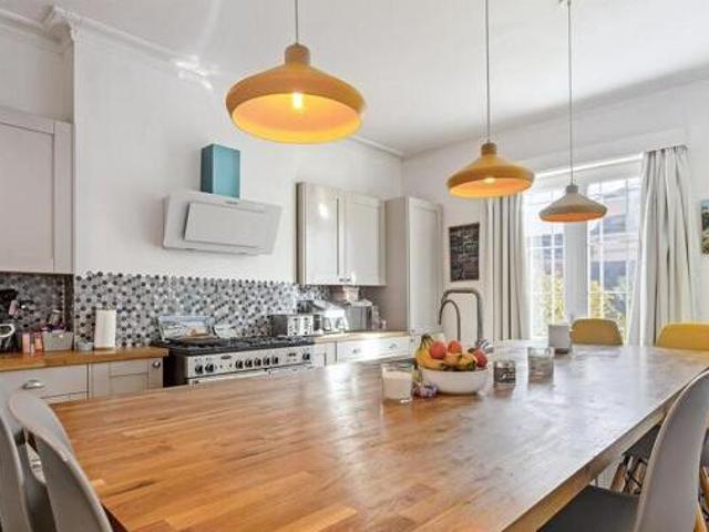 Royal Parade, Bayshill Road, 6 Bedroom Country