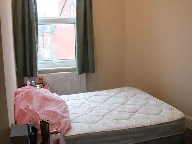 Royal Park Avenue, 28, Leeds LS6, 4 bed terraced house to rent, £1,691 pcm | PrimeLocation