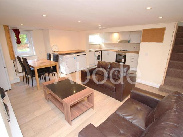 Royal Park Avenue, Hyde Park, Leeds 4 bed house to rent £1,716 pcm £396 pw