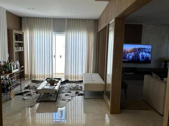 ROYAL PARK R$ 4.500.000 Casa á venda, 4 suítes, 400m², 4 vagas, Londrina PR
