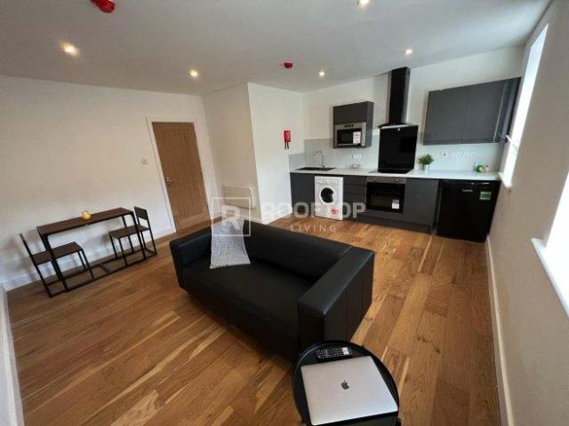 Royal Park Road 2 bed house share to rent £1,516 pcm £350 pw