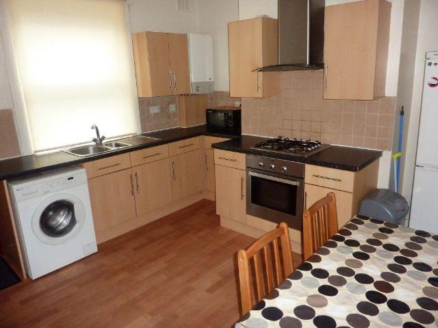 Royal Park Road 4 bed house to rent £1,647 pcm £380 pw