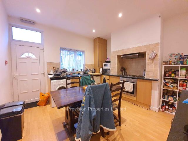Royal Park Road, Hyde Leeds LS6, 3 bed terraced house to rent, £1,300 pcm | PrimeLocation