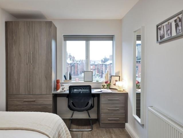 Royal Park Road, Hyde Park, Leeds LS6, 5 bed flat to rent, £576 pppm | PrimeLocation