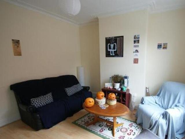 Royal Park Road, Hyde Park, 4 Bedroom Terraced