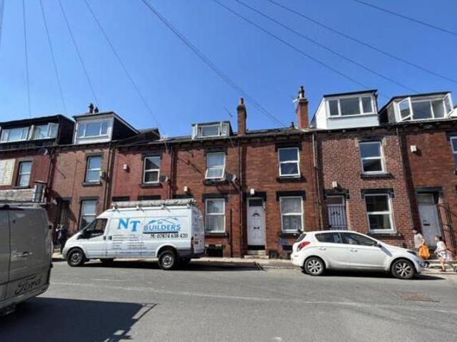 Royal Park Road, Leeds, 4 Bedroom Terraced