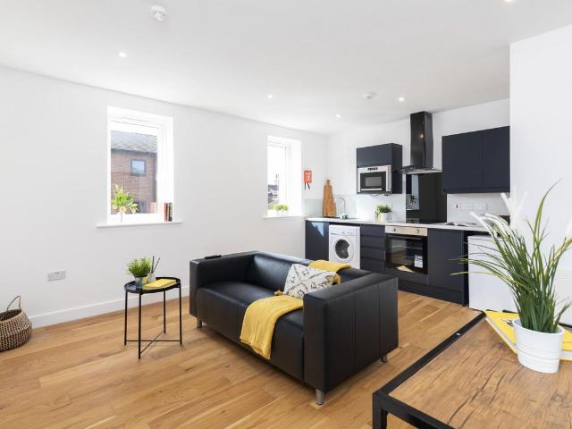 Royal Park Road, Leeds LS6, 2 bed shared accommodation to rent, £758 pppm | PrimeLocation