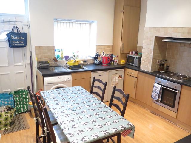 Royal Park Road, Leeds LS6, 3 bed terraced house to rent, £1,369 pcm | PrimeLocation
