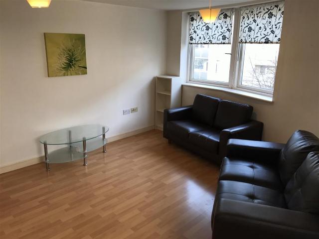 Royal Quay, Liverpool L3, 2 bed flat to rent, £1,000 pcm | PrimeLocation