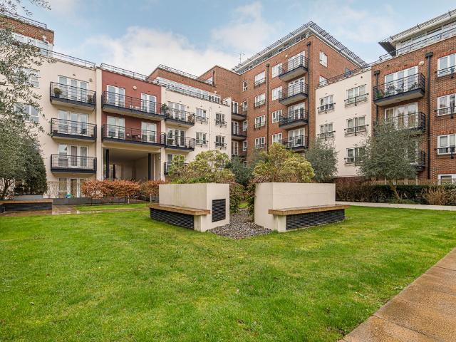Royal Quarter, Seven Kings Way, Kingston Upon Thames KT2, 2 bed flat to rent, £2,300 pcm | PrimeLocation