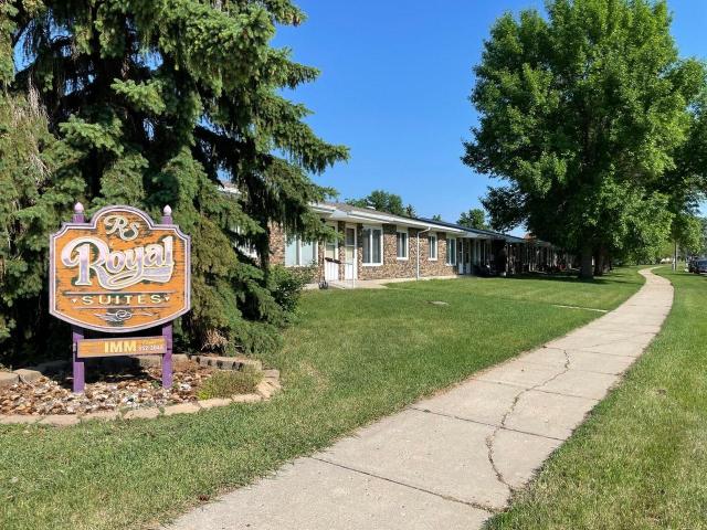 Royal Suites 1 Bedroom Apartment for Rent at 2015 8th St Nw, Minot, ND 58703