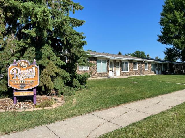 Royal Suites Apartments on Minot's North Hill