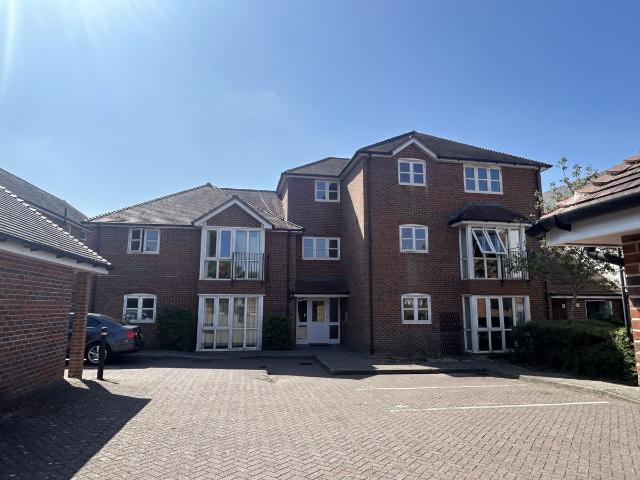 Roy's Close, Ludgershall, Andover SP11, 2 bed property to rent, £1,050 pcm | PrimeLocation