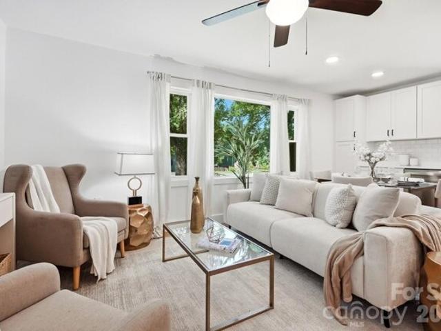 Rozzelles Ferry Rd, Charlotte, Home For Sale