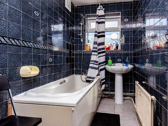 22HA RM3 Halley Road | Forest Gate | London | E7 8DT
