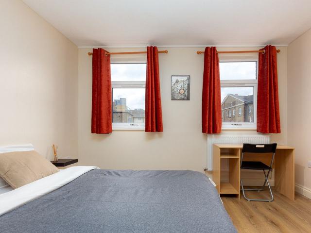 41SA RM5 Saltwell Street | Poplar | London | E14 0DY