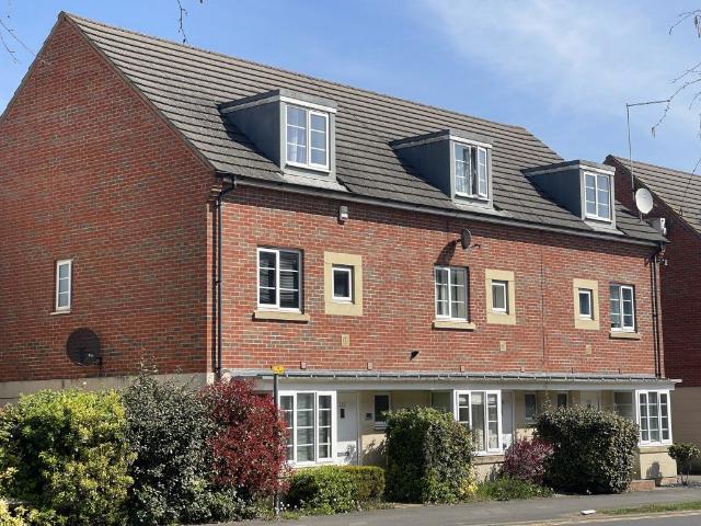 Rm 4, West Lake Avenue, Hampton Vale, Peterborough PE7, Room to rent, £470 pcm | PrimeLocation