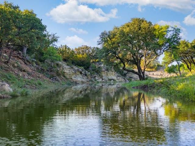 Rm 1221, London, TX 76854
