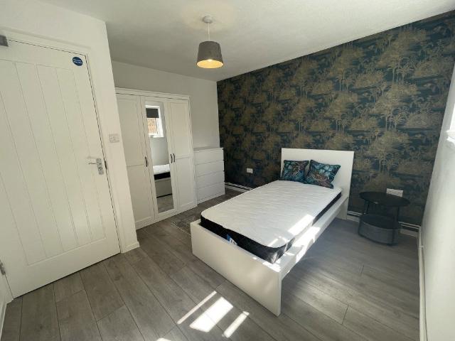 Rm 1, Brynmore, Bretton, Peterborough PE3, Room to rent, £607 pcm | PrimeLocation