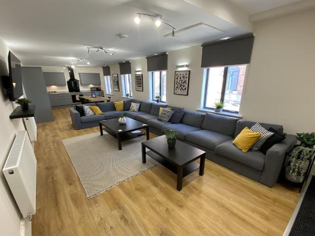 Rm 2, Attenborough House, Albion St, Beeston NG9, Room to rent, £650 pcm | PrimeLocation