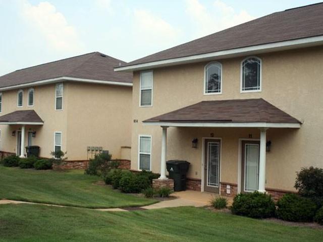 RP6 3 Bedroom Apartment for Rent at Ross Park 3/3 TH, Auburn, AL 36830