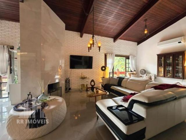 RR10075 Casa MOBILIADA 700m² CONDOMÍNIO MORADA DOS PINHEIROS OPORTUNIDADE 4 Suítes 4 Vagas Bar