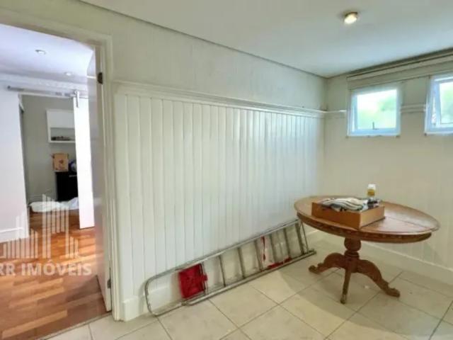 Rr7631 casa 330m² condomínio tamboré 5 oportunidade 4 suítes 5 vagas santana de parnaíba, sp