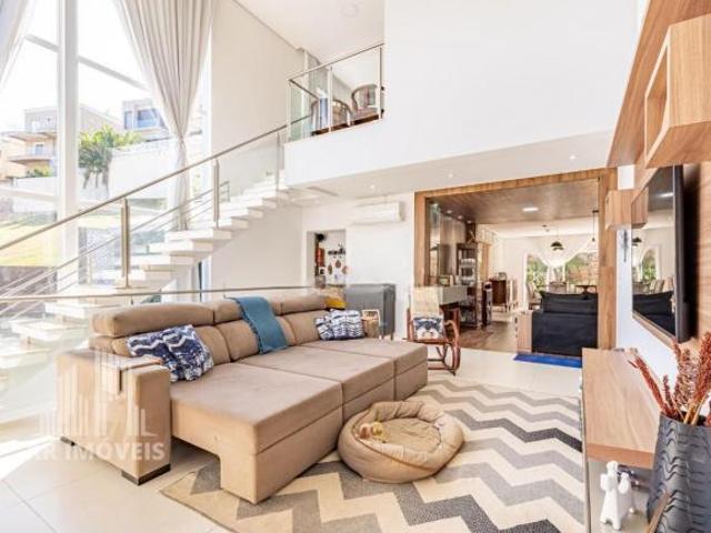 RR8059 Casa 350m² CONDOMÍNIO VALVILLE I OPORTUNIDADE 3 Suítes 4 Vagas Santana de Parnaíba, SP