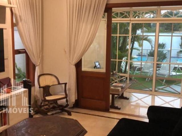 RR9428 Casa 346m² CONDOMÍNIO RESIDENCIAL ALPHAVILLE 5 OPORTUNDADE 4 Suítes 3 Vagas Santana de