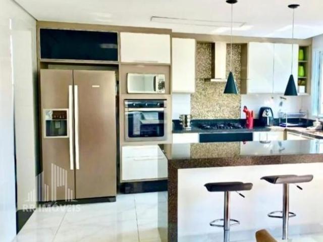 RR9528 Casa MOBILIADA 370m² CONDOMÍNIO NEW VILLE OPORTUNIDADE 4 Suítes 4 Vag
