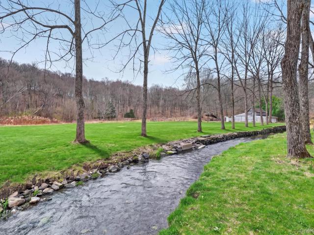 Rt 55 Vineyard Avenue