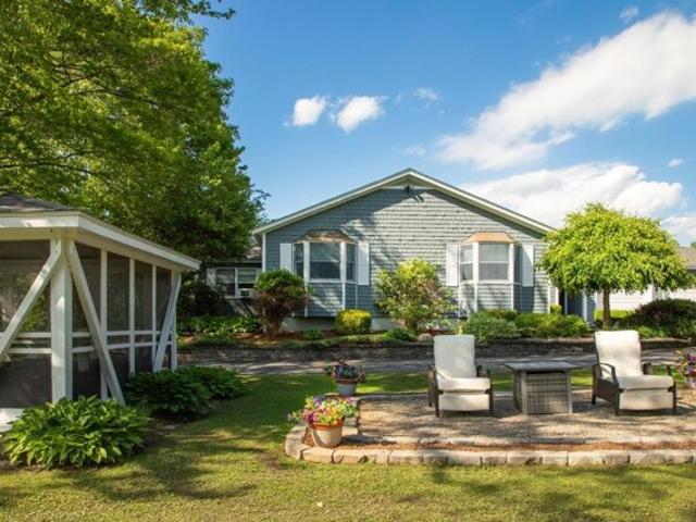 Rte, Clarendon, Home For Sale
