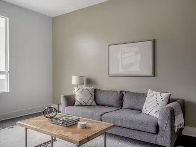 Runway 12722 Millenium Dr, Playa Vista 1 Bedroom 1 Bath