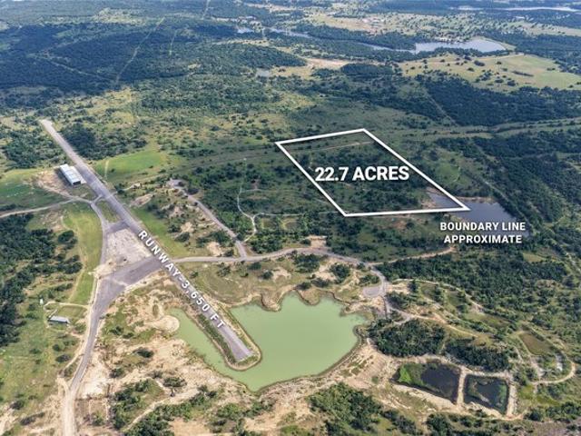 Runway Ct, Santo, TX 76472