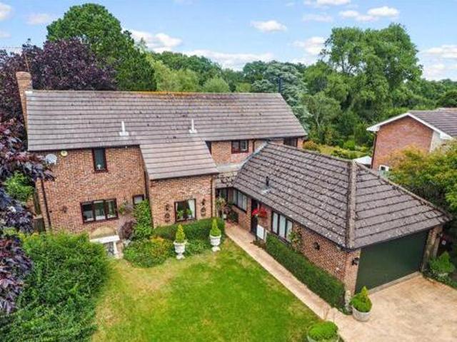 Runcton, Goodwood Gardens, Chichester, 4 Bedroom Detached