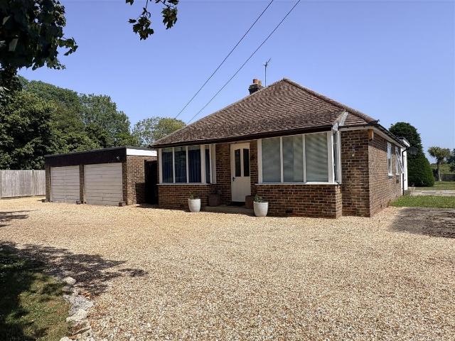 Runcton Lane, Runcton PO20, 4 bed detached bungalow to rent, £2,500 pcm | PrimeLocation