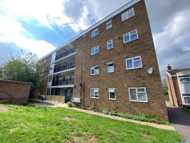 Rundells, Harlow CM18, 1 bed flat to rent, £1,125 pcm | PrimeLocation